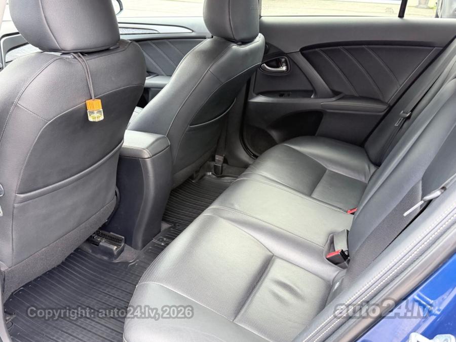 Toyota Avensis 2015 Tallina, ar dzinēja tilpumu 2.00 L un nobraukumu 140 tūkst. km par 13300 €, foto 24 vietnē AUTOMOTO.COM.LV