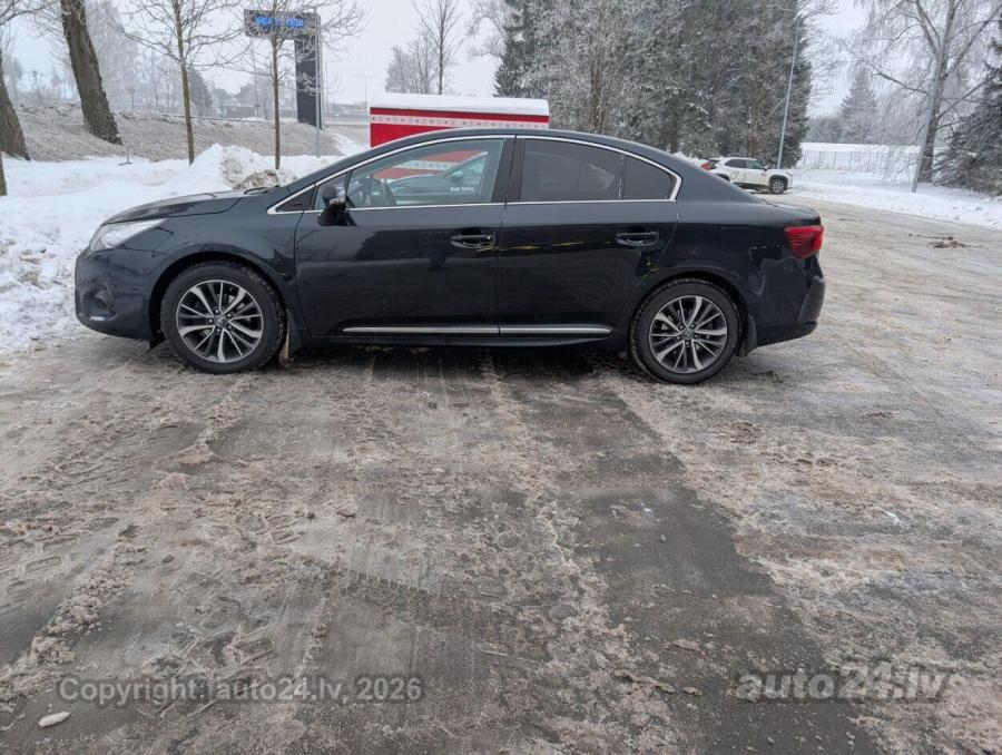 Toyota Avensis 2016 Tallina, ar dzinēja tilpumu 1.80 L un nobraukumu 112 tūkst. km par 12750 €, foto 3 vietnē AUTOMOTO.COM.LV