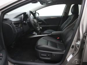 Toyota Avensis 2016 Viļņa, ar dzinēja tilpumu 2.00 L un nobraukumu 147 tūkst. km par 10999 €, foto 5 vietnē AUTOMOTO.COM.LV