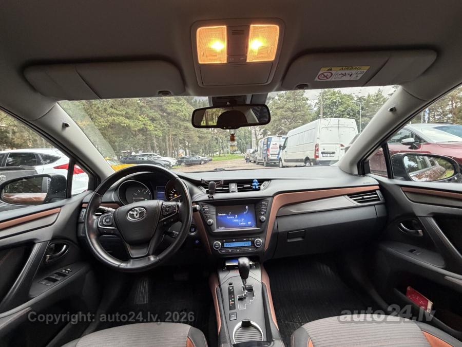 Toyota Avensis 2016 Tallina, ar dzinēja tilpumu 1.80 L un nobraukumu 148 tūkst. km par 15500 €, foto 9 vietnē AUTOMOTO.COM.LV