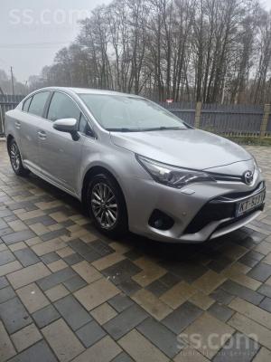 Toyota Avensis 2017 in Riga, with an engine capacity of 1.80 L and mileage of 212 thousand km for 9800 €, photo 2 on AUTOMOTO.COM.LV