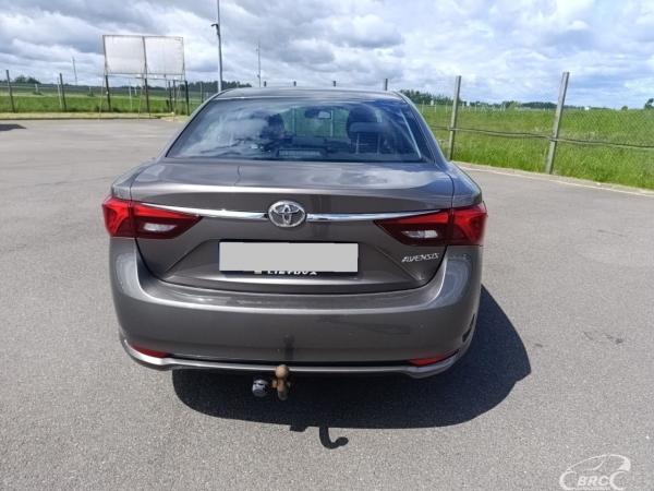 Toyota Avensis 2017 in Vilnius, with an engine capacity of 1.60 L and mileage of 76 thousand km for 13500 €, photo 4 on AUTOMOTO.COM.LV