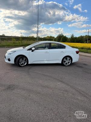 Toyota Avensis 2017 Panevēža, ar dzinēja tilpumu 1.60 L un nobraukumu 293 tūkst. km par 8600 €, foto 5 vietnē AUTOMOTO.COM.LV