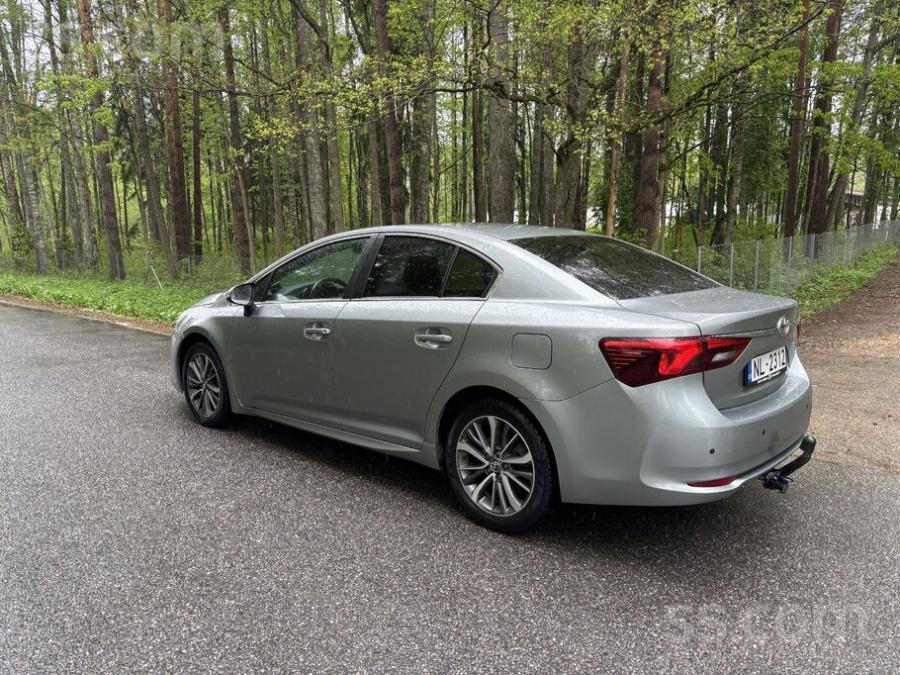 Toyota Avensis 2017 Ogre, ar dzinēja tilpumu 2.00 L un nobraukumu 234 tūkst. km par 8500 €, foto 7 vietnē AUTOMOTO.COM.LV