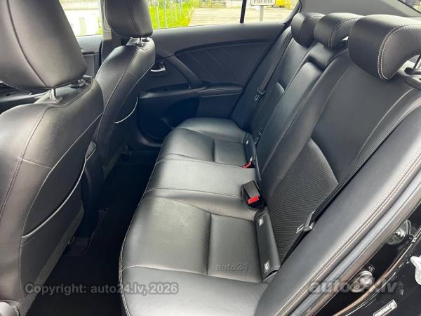 Тойота Авенсис 2017 в Таллин, объемом двигателя 1.80 л и пробегом 130 тыс. км за 12700 €, фото 7 на AUTOMOTO.COM.LV
