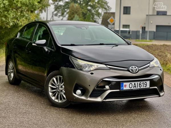 Toyota Avensis 2017 ElektrÄnai vietnÄ Toyota Avensis 2017 ElektrÄnai, ar dzinÄja tilpumu 1.80 L un nobraukumu 240 tÅ«kst. km par 7650 ā¬, foto 10 vietnÄ AUTOMOTO.COM.LV