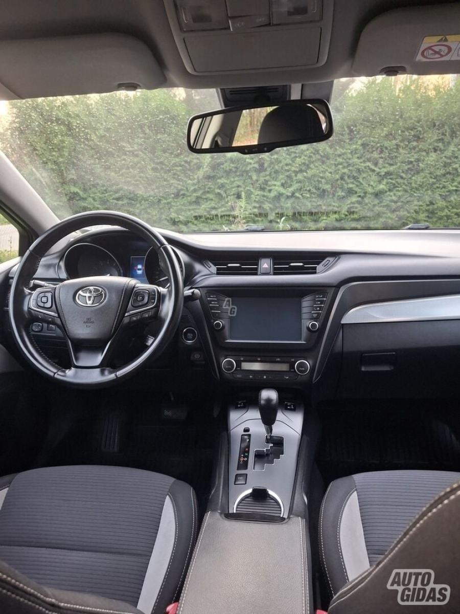 Toyota Avensis 2017 Viļņa, ar dzinēja tilpumu 1.80 L un nobraukumu 201 tūkst. km par 10800 €, foto 8 vietnē AUTOMOTO.COM.LV