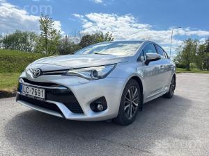 Toyota Avensis 2018 in Saldus, with an engine capacity of 1.80 L and mileage of 98 thousand km for 13200 €, photo 1 on AUTOMOTO.COM.LV