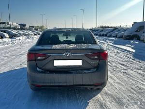 Toyota Avensis 2018 in Vilnius, with an engine capacity of 1.80 L and mileage of 132 thousand km for 9900 €, photo 5 on AUTOMOTO.COM.LV