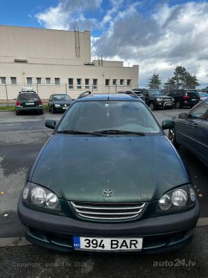 Toyota Avensis 1998 Tallina, ar dzinēja tilpumu 2.00 L un nobraukumu 331 tūkst. km par 2200 €, foto 1 vietnē AUTOMOTO.COM.LV