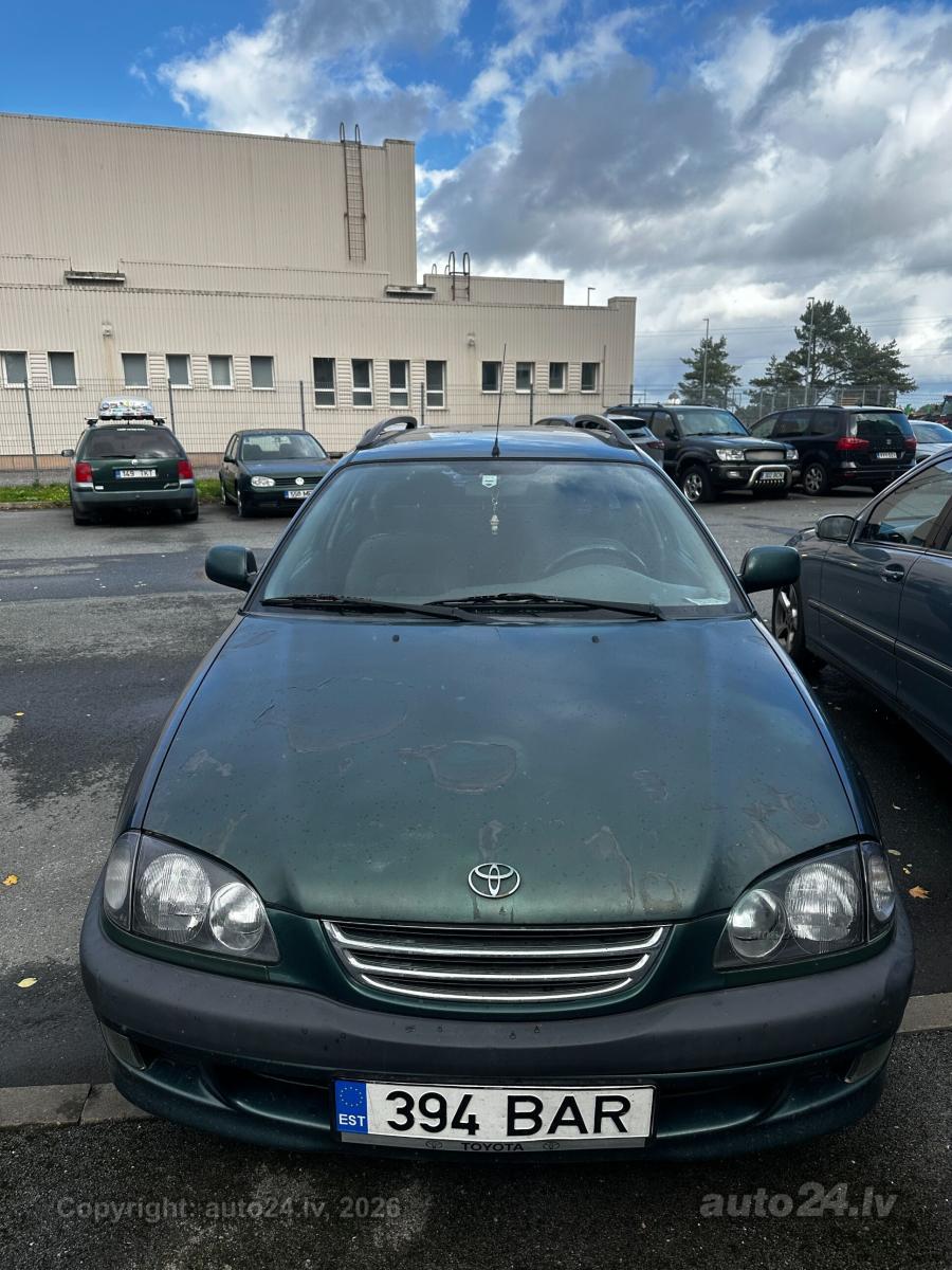 Toyota Avensis 1998 Tallina, ar dzinēja tilpumu 2.00 L un nobraukumu 331 tūkst. km par 2200 €, foto 1 vietnē AUTOMOTO.COM.LV