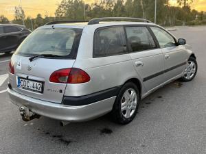 Toyota Avensis 1998 Viļņa, ar dzinēja tilpumu 2.00 L un nobraukumu 420 tūkst. km par 1200 €, foto 6 vietnē AUTOMOTO.COM.LV