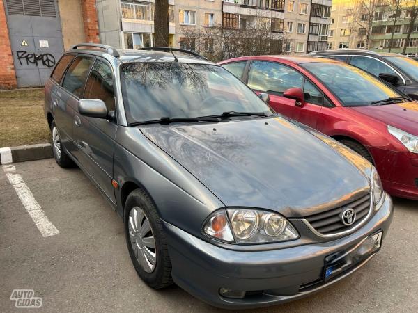 Toyota Avensis 2001 in Vilnius, with an engine capacity of 1.80 L and mileage of 200 thousand km for 1690 €, photo 3 on AUTOMOTO.COM.LV