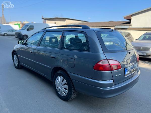 Toyota Avensis 2002 Viļņa, ar dzinēja tilpumu 1.80 L un nobraukumu 200 tūkst. km par 1349 €, foto 5 vietnē AUTOMOTO.COM.LV