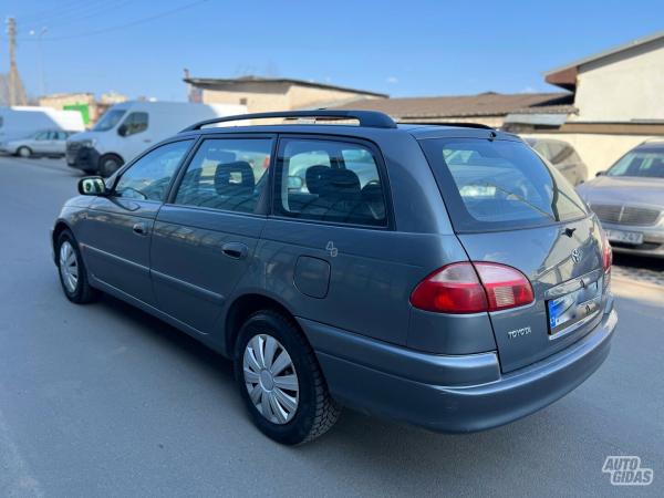 Toyota Avensis 2002 Viļņa, ar dzinēja tilpumu 1.80 L un nobraukumu 200 tūkst. km par 1449 €, foto 5 vietnē AUTOMOTO.COM.LV