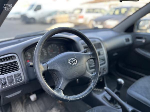 Toyota Avensis 2002 Viļņa, ar dzinēja tilpumu 1.80 L un nobraukumu 200 tūkst. km par 1449 €, foto 7 vietnē AUTOMOTO.COM.LV