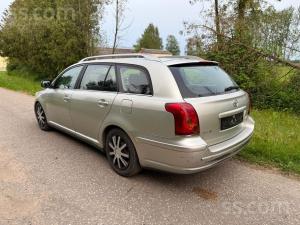 Toyota Avensis 2003 in Riga, with an engine capacity of 1.80 L and mileage of 266 thousand km for 1050 €, photo 2 on AUTOMOTO.COM.LV