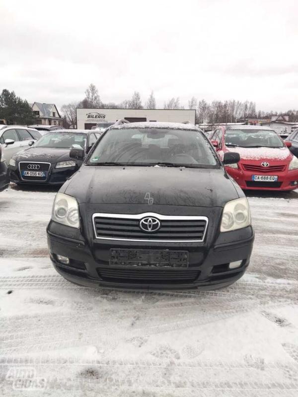 Toyota Avensis 2003 Utena, ar dzinēja tilpumu 2.00 L un nobraukumu 256 tūkst. km par 1850 €, foto 2 vietnē AUTOMOTO.COM.LV