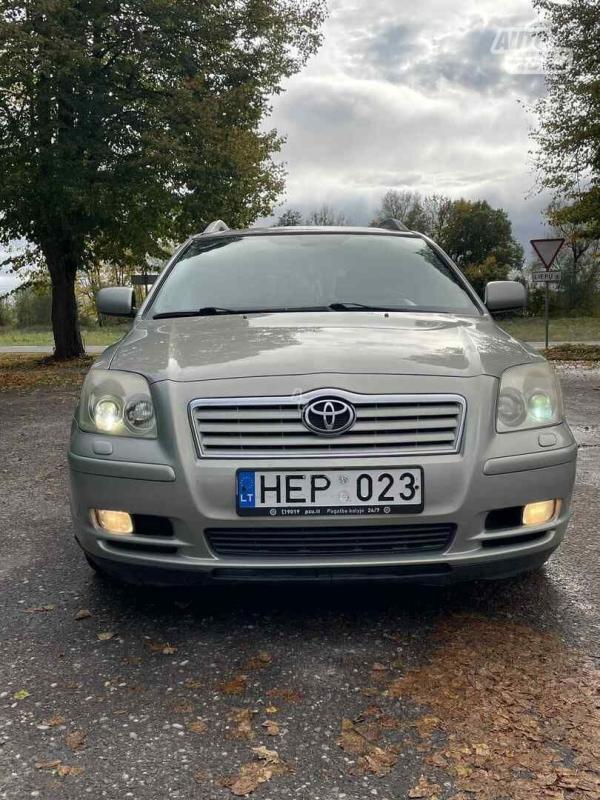 Toyota Avensis 2003 in Pagegiai, with an engine capacity of 2.00 L and mileage of 360 thousand km for 1300 €, photo 1 on AUTOMOTO.COM.LV