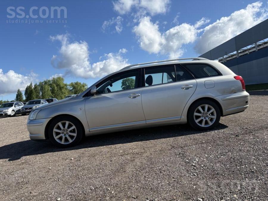 Тойота Авенсис 2003 в Даугавпилс, объемом двигателя 1.80 л и пробегом 354 тыс. км за 2150 €, фото 3 на AUTOMOTO.COM.LV