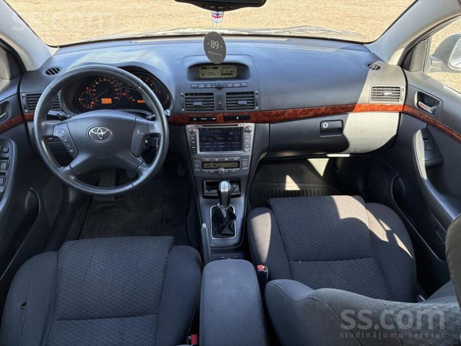 Тойота Авенсис 2003 в Даугавпилс, объемом двигателя 1.80 л и пробегом 354 тыс. км за 2150 €, фото 10 на AUTOMOTO.COM.LV