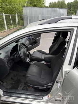 Toyota Avensis 2003 Daugavpils, ar dzinēja tilpumu 2.00 L un nobraukumu 355 tūkst. km par 1600 €, foto 7 vietnē AUTOMOTO.COM.LV