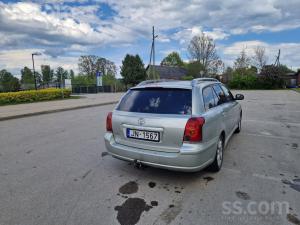 Тойота Авенсис 2003 в Резекне, объемом двигателя 2.00 л и пробегом 415 тыс. км за 1000 €, фото 5 на AUTOMOTO.COM.LV