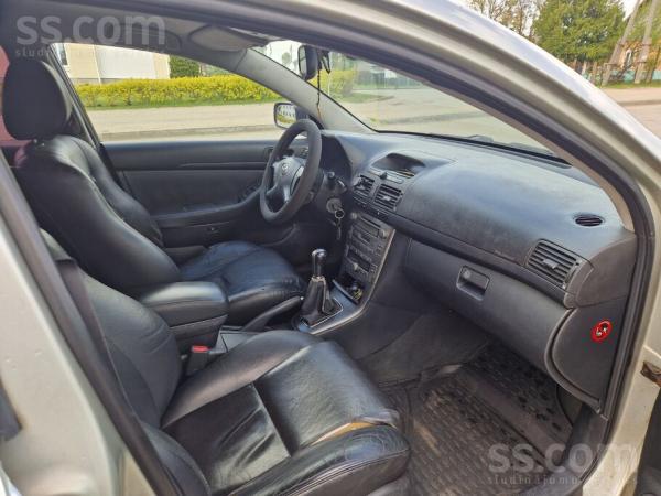 Toyota Avensis 2003 Rēzekne, ar dzinēja tilpumu 2.00 L un nobraukumu 415 tūkst. km par 1000 €, foto 6 vietnē AUTOMOTO.COM.LV