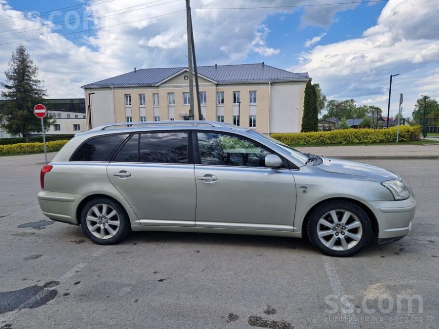 Toyota Avensis 2003 Rēzekne, ar dzinēja tilpumu 2.00 L un nobraukumu 416 tūkst. km par 850 €, foto 4 vietnē AUTOMOTO.COM.LV