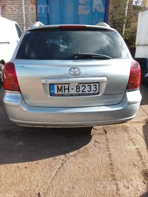 Тойота Авенсис 2003 в Рига, объемом двигателя 2.00 л и пробегом 460 тыс. км за 300 €, фото 4 на AUTOMOTO.COM.LV