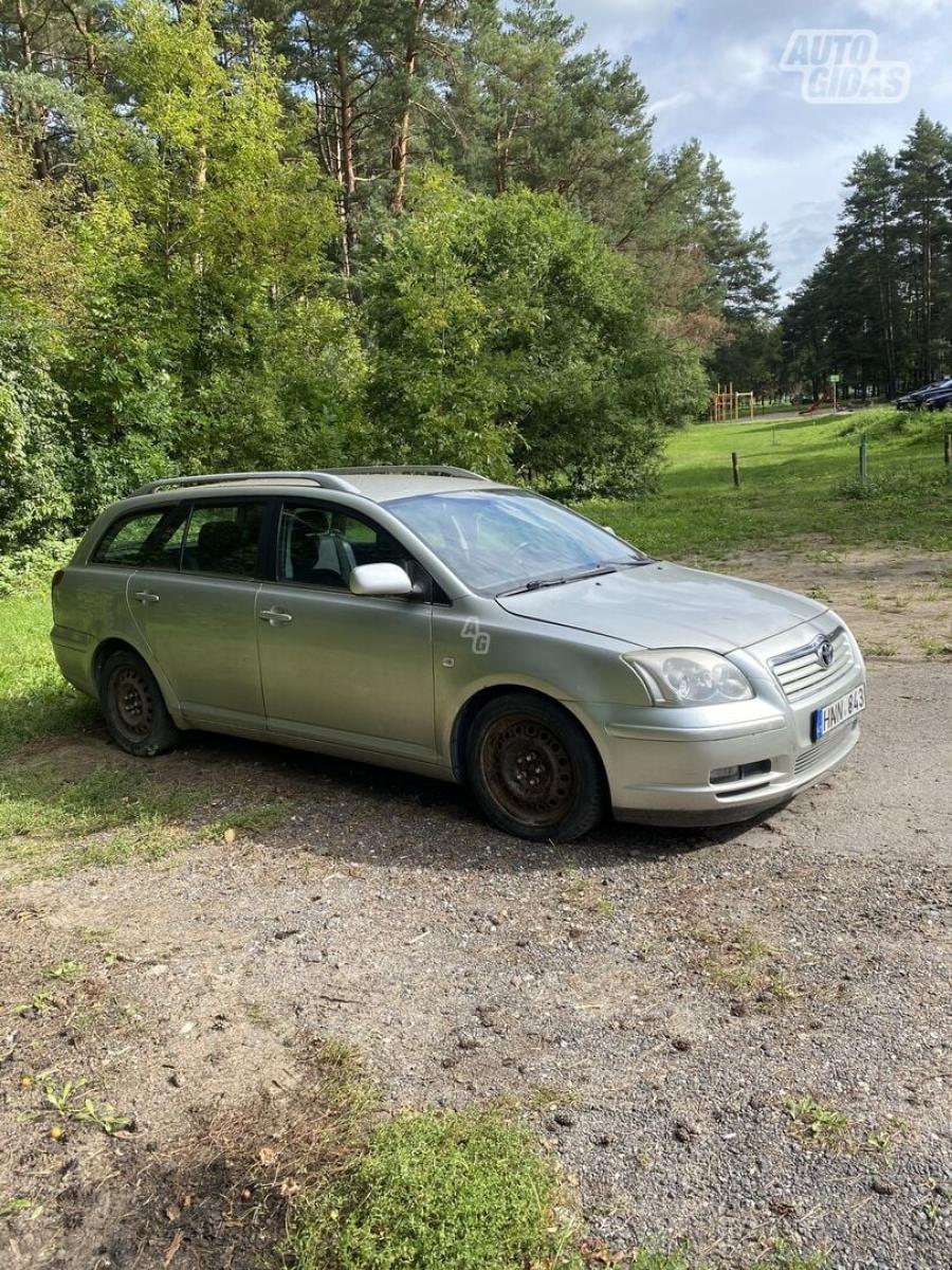 Toyota Avensis 2003 Viļņa, ar dzinēja tilpumu 2.00 L un nobraukumu 335 tūkst. km par 550 €, foto 5 vietnē AUTOMOTO.COM.LV
