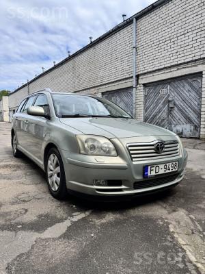 Toyota Avensis 2004 in Riga, with an engine capacity of 1.80 L and mileage of 292 thousand km for 1300 €, photo 1 on AUTOMOTO.COM.LV