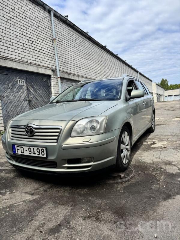 Toyota Avensis 2004 in Riga, with an engine capacity of 1.80 L and mileage of 292 thousand km for 1300 €, photo 2 on AUTOMOTO.COM.LV