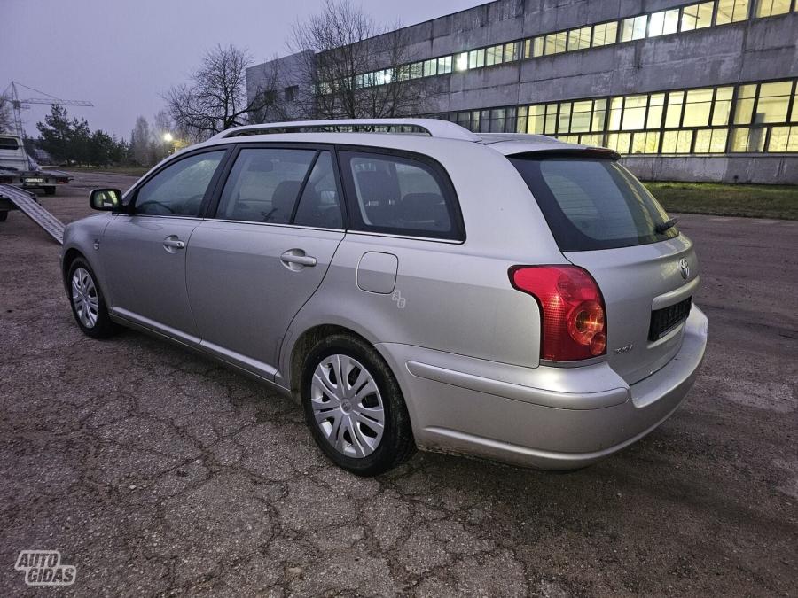 Toyota Avensis 2004 Viļņa, ar dzinēja tilpumu 2.00 L un nobraukumu 172 tūkst. km par 2250 €, foto 4 vietnē AUTOMOTO.COM.LV
