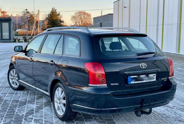 Toyota Avensis 2004 Raseiniai, ar dzinēja tilpumu 2.00 L un nobraukumu 204 tūkst. km par 1450 €, foto 4 vietnē AUTOMOTO.COM.LV