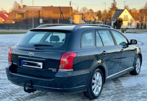 Toyota Avensis 2004 in Raseiniai, with an engine capacity of 2.00 L and mileage of 204 thousand km for 1450 €, photo 9 on AUTOMOTO.COM.LV