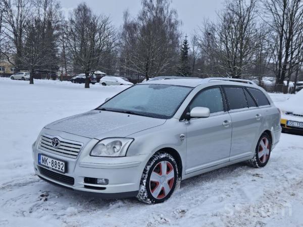 Toyota Avensis 2004 in Jelgava, with an engine capacity of 2.00 L and mileage of 369 thousand km for 1550 €, photo 1 on AUTOMOTO.COM.LV