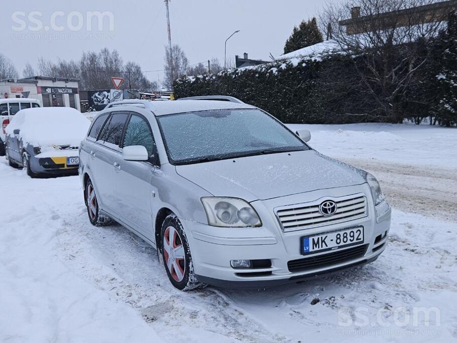 Toyota Avensis 2004 Jelgava, ar dzinēja tilpumu 2.00 L un nobraukumu 369 tūkst. km par 1550 €, foto 3 vietnē AUTOMOTO.COM.LV