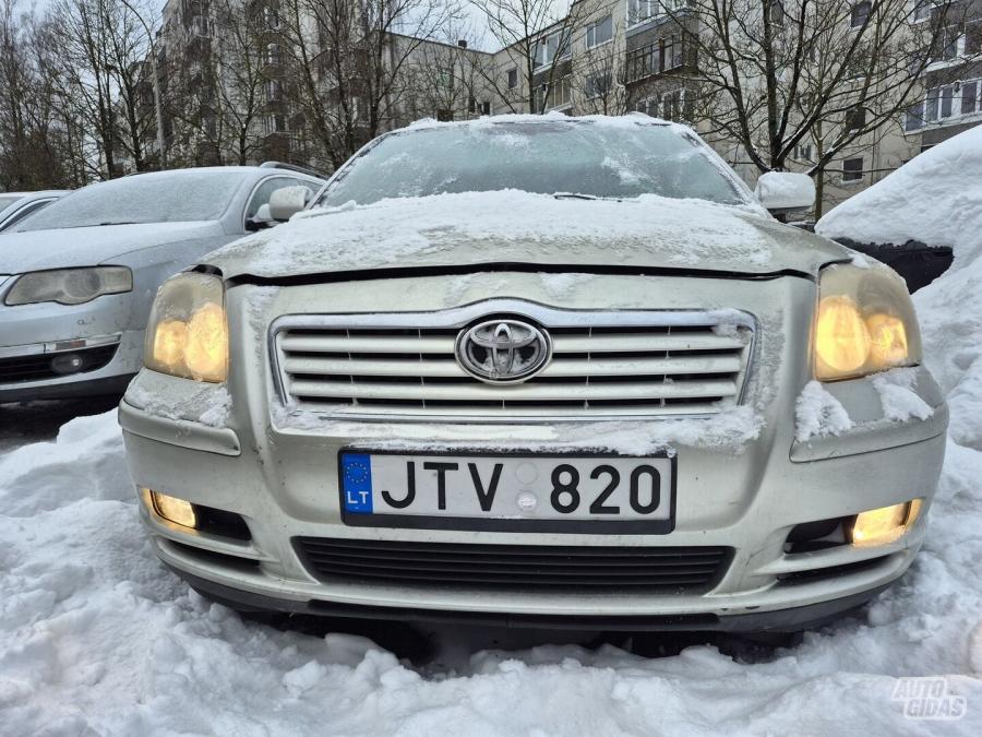 Toyota Avensis 2004 Viļņa, ar dzinēja tilpumu 2.00 L un nobraukumu 293 tūkst. km par 450 €, foto 1 vietnē AUTOMOTO.COM.LV