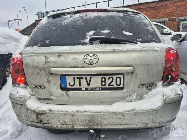 Toyota Avensis 2004 Viļņa, ar dzinēja tilpumu 2.00 L un nobraukumu 293 tūkst. km par 450 €, foto 4 vietnē AUTOMOTO.COM.LV
