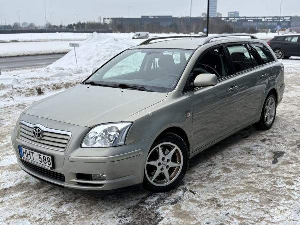 Toyota Avensis 2004 in Vilnius, with an engine capacity of 2.00 L and mileage of 30 thousand km for 1600 €, photo 5 on AUTOMOTO.COM.LV