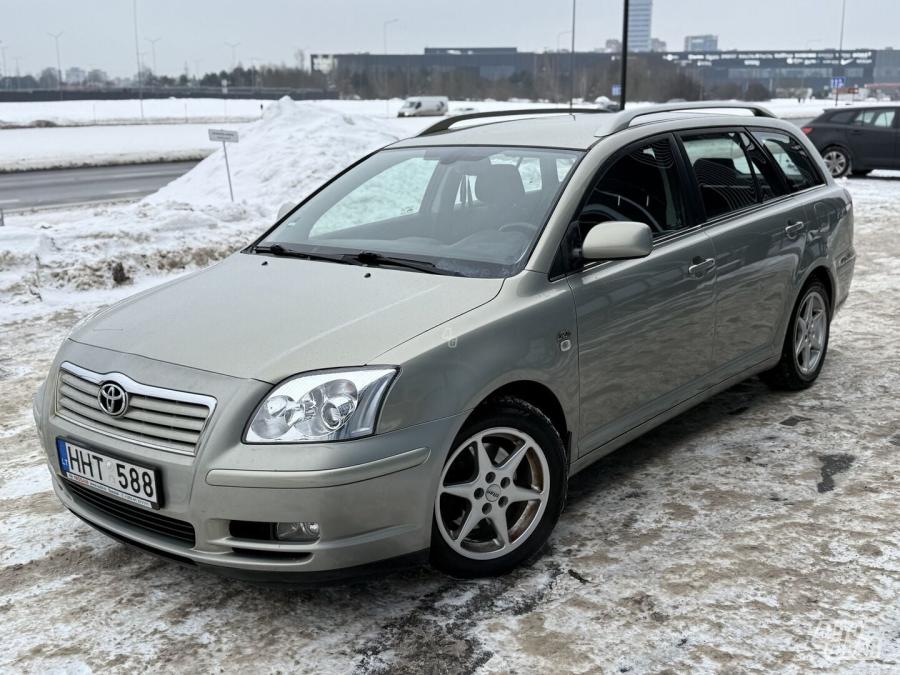 Toyota Avensis 2004 in Vilnius, with an engine capacity of 2.00 L and mileage of 30 thousand km for 1600 €, photo 5 on AUTOMOTO.COM.LV