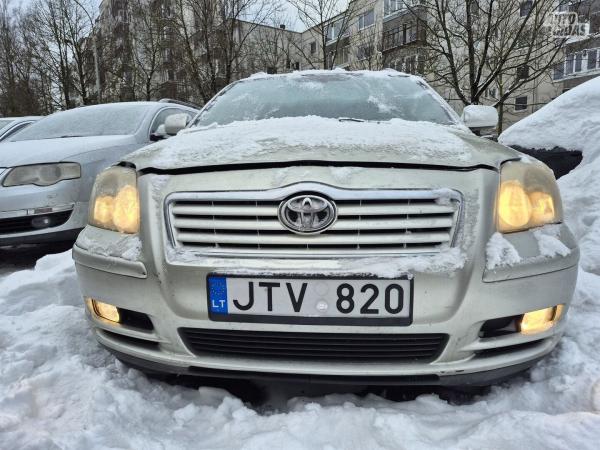 Toyota Avensis 2004 in Vilnius, with an engine capacity of 2.00 L and mileage of 293 thousand km for 450 €, photo 1 on AUTOMOTO.COM.LV