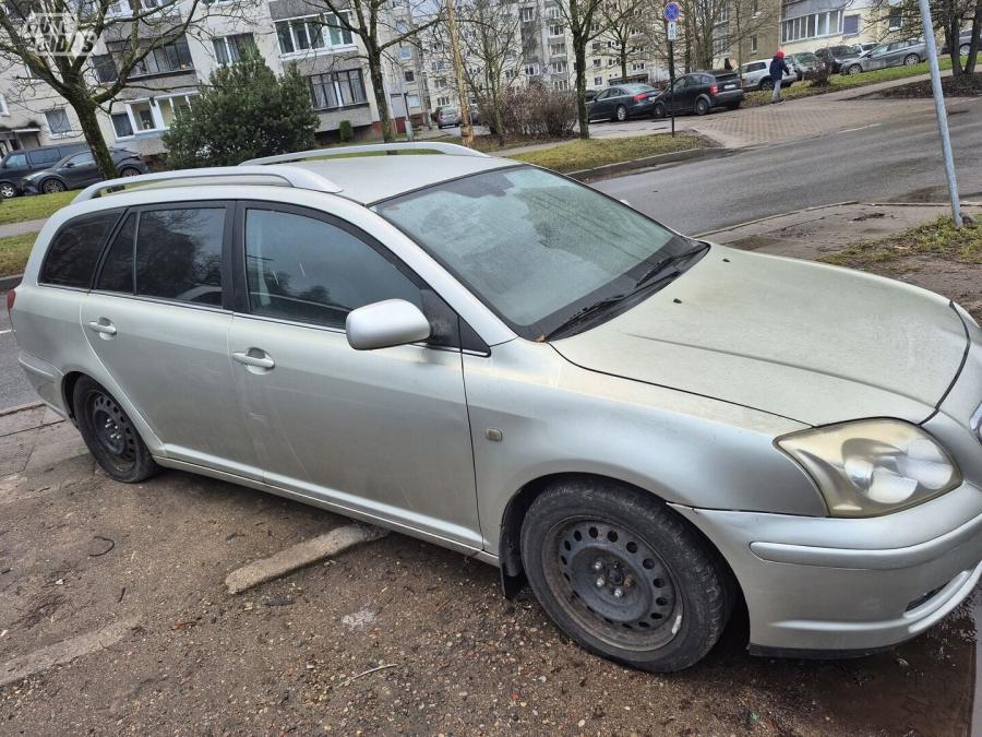 Toyota Avensis 2004 in Vilnius, with an engine capacity of 2.00 L and mileage of 294 thousand km for 450 €, photo 2 on AUTOMOTO.COM.LV