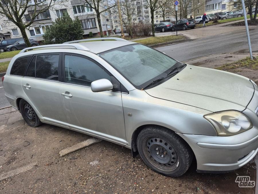 Toyota Avensis 2004 in Vilnius, with an engine capacity of 2.00 L and mileage of 195 thousand km for 450 €, photo 3 on AUTOMOTO.COM.LV