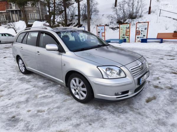 Toyota Avensis 2004 in Kaunas, with an engine capacity of 2.00 L and mileage of 362 thousand km for 1000 €, photo 1 on AUTOMOTO.COM.LV