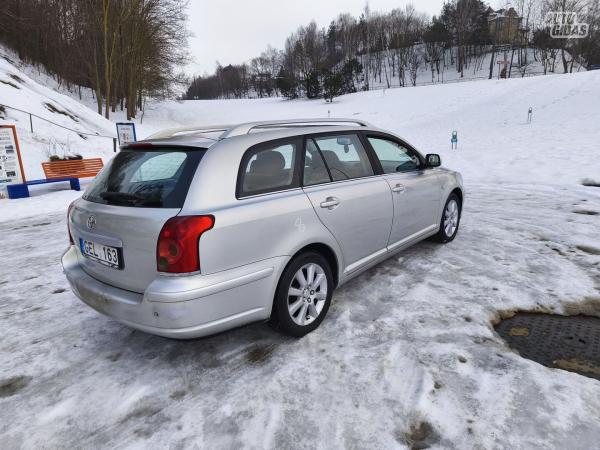 Toyota Avensis 2004 in Kaunas, with an engine capacity of 2.00 L and mileage of 362 thousand km for 1000 €, photo 2 on AUTOMOTO.COM.LV
