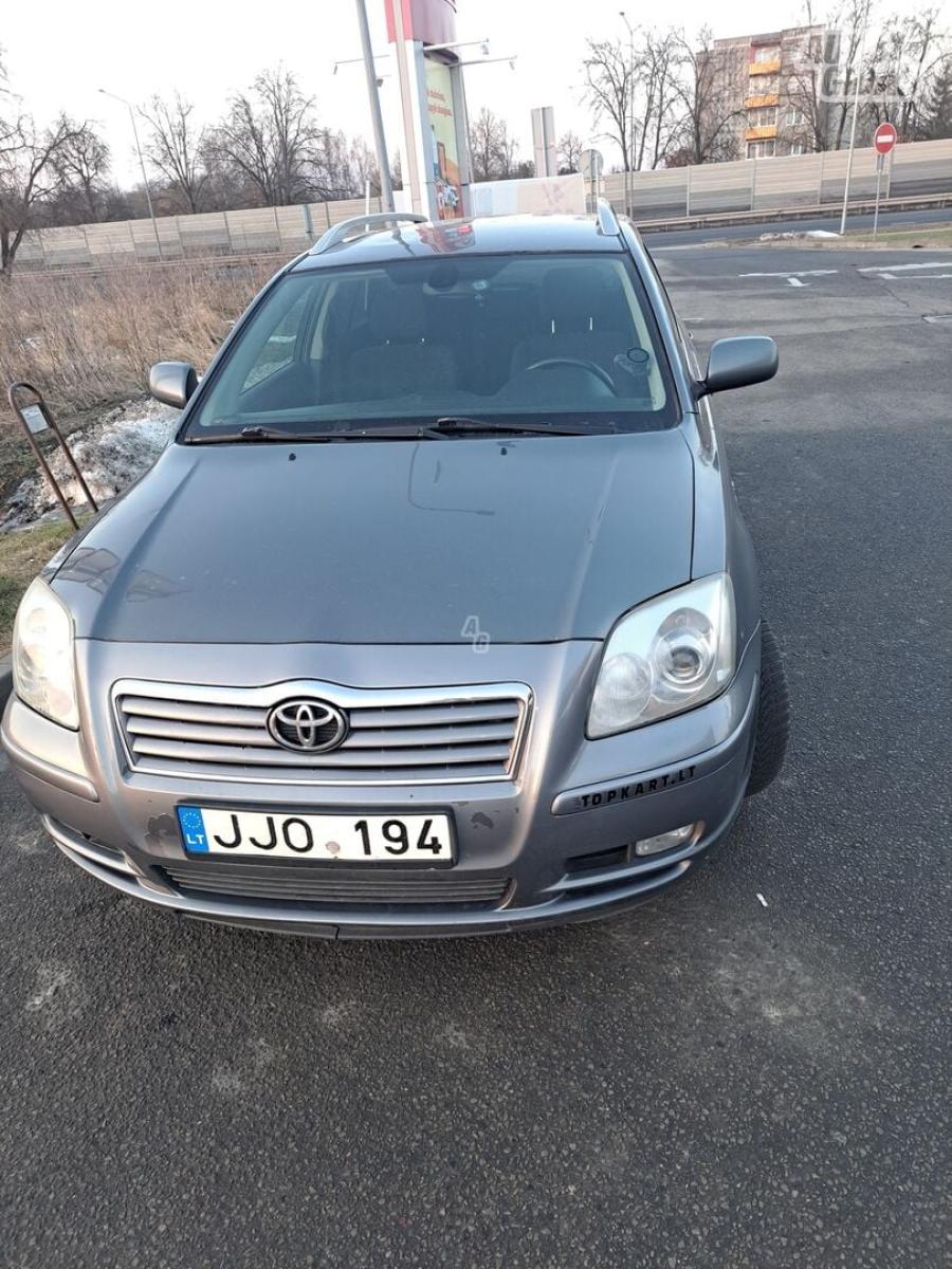 Toyota Avensis 2004 Šauļi, ar dzinēja tilpumu 2.00 L un nobraukumu 340 tūkst. km par 1400 €, foto 1 vietnē AUTOMOTO.COM.LV