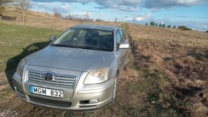 Toyota Avensis 2004 in Utena, with an engine capacity of 2.00 L and mileage of 418 thousand km for 950 €, photo 5 on AUTOMOTO.COM.LV