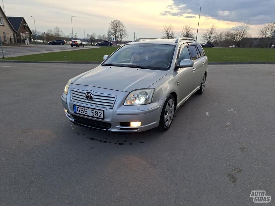 Toyota Avensis 2004 Šilalė, ar dzinēja tilpumu 2.00 L un nobraukumu 300 tūkst. km par 850 €, foto 1 vietnē AUTOMOTO.COM.LV